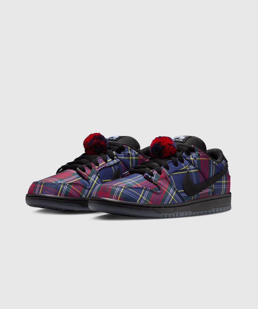 NARDWUAR X DUNK LOW PRO SB – APB
